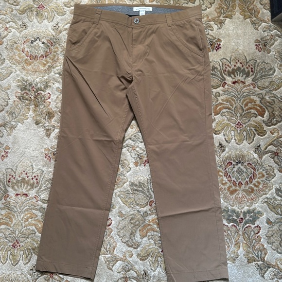 Amazon Essentials | Pants | Amazon Essentials Mens Classic Brown Pants ...